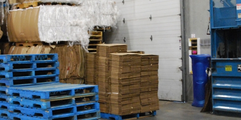 Used Pallets & Boxes